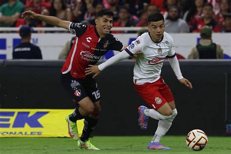 Liga MX 2023 Chivas y Atlas siguieron su Clásico Tapatío en redes