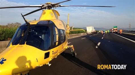Ladispoli Incidente Su Via Aurelia Morto Marco Tosi