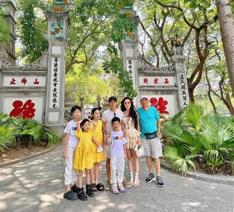 Gia đình Lý Hải khoe loạt ảnh vui vẻ khi đi du lịch tại Hà Nội Minh Hà