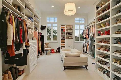 35 Beautiful Walk In Closet Designs Designing Idea