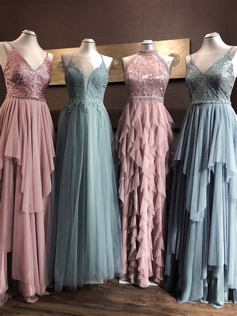 Pin by Sarah on Abendmode Für rauschende Feste Dresses Prom