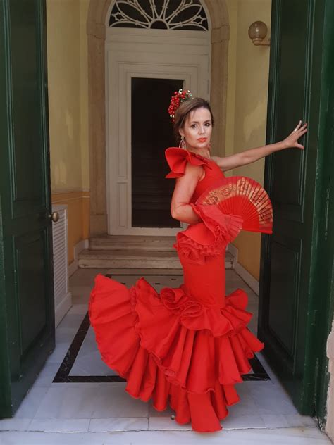 Traje De Gitana Rojo Valentino Nieves Perez