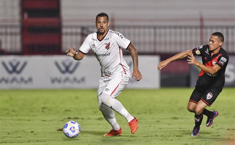 Atlético GO 0x2 Athletico veja gols e melhores momentos pela 24ª