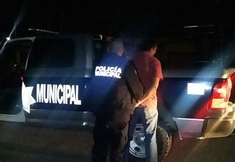 Detienen en Asientos a Sujeto que Contaba con dos Órdenes de