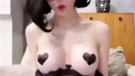 춤추는 섹시한 중국 소녀 xHamster