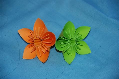 Sticky Note Origami Flower