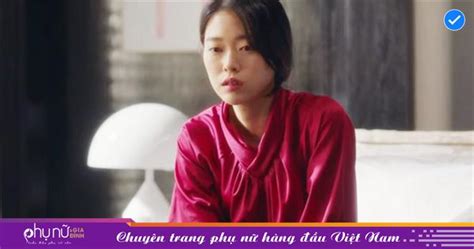 Nửa đêm bỗng thấy cô giúp việc lén lút đi vào phòng bố chồng tôi chết