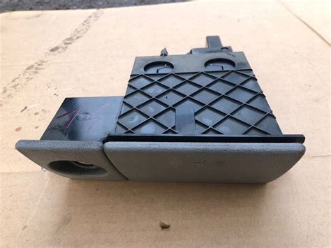 UCHWYT NA KUBEK POPIELNICZKA VW T5 BUS 03 15r 8703433537 Oficjalne