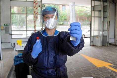 Coronavirus Oggi 2 Ottobre Bollettino Covid Un Morto E Impennata Di