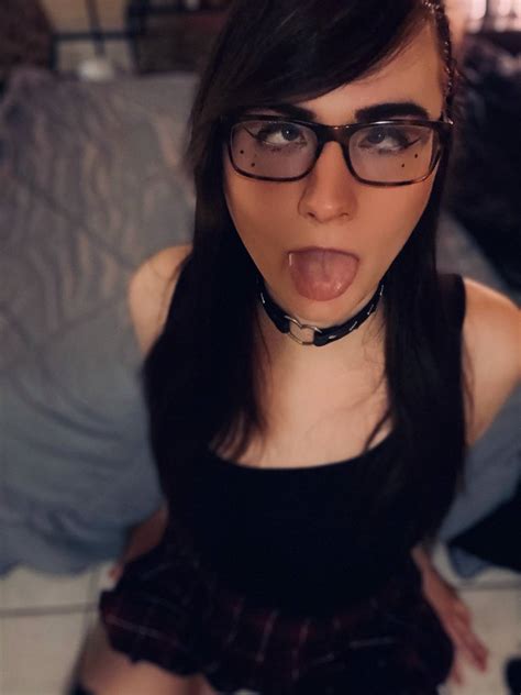 Would You Please Cum In My Mouth My Dick Wont Stop Leaking Scrolller