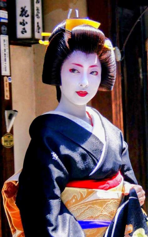 ปกพนโดย Jim Wigmore ใน GEISHA MYSTIQUE ในป 2024 อะนเมะ