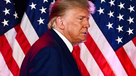 Anklage in Georgia Trump will sich Behörden im Gefängnis stellen