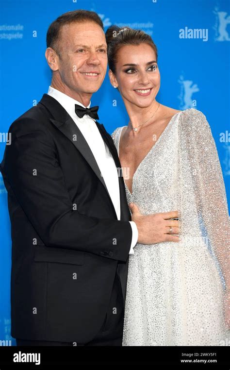 Rocco Siffredi Mit Ehefrau Rosa Caracciolo Beim Photocall Zur Miniserie Supersex Auf Der