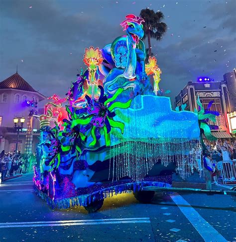 How To Ride On A Parade Float At Universal Orlando Mardi Gras 2023