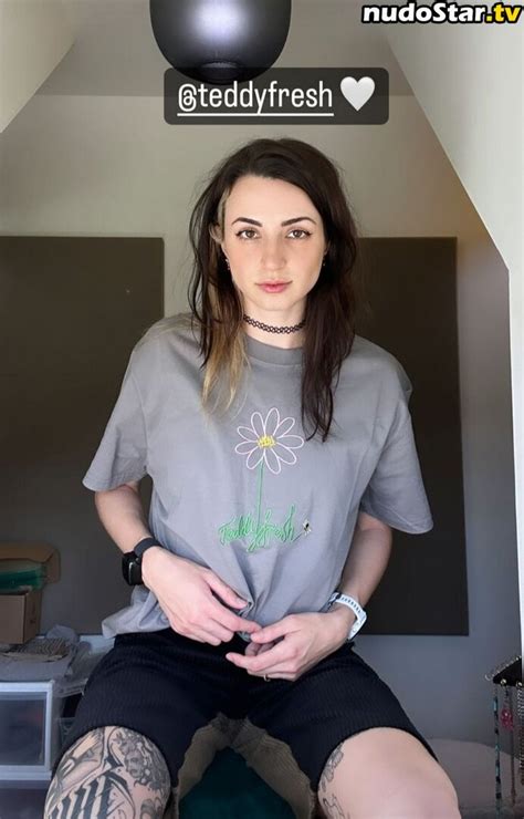 Gibi Asmr Gibiofficial Nude Onlyfans Photo Nudostar Tv