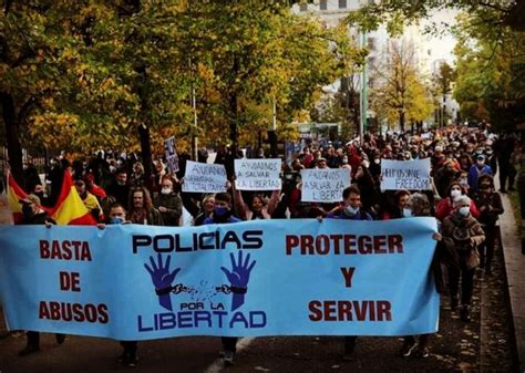 Video Polizei demonstriert in Valencia für Freiheit und gegen