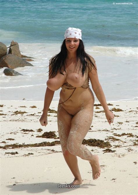 Jumping Topless Telegraph