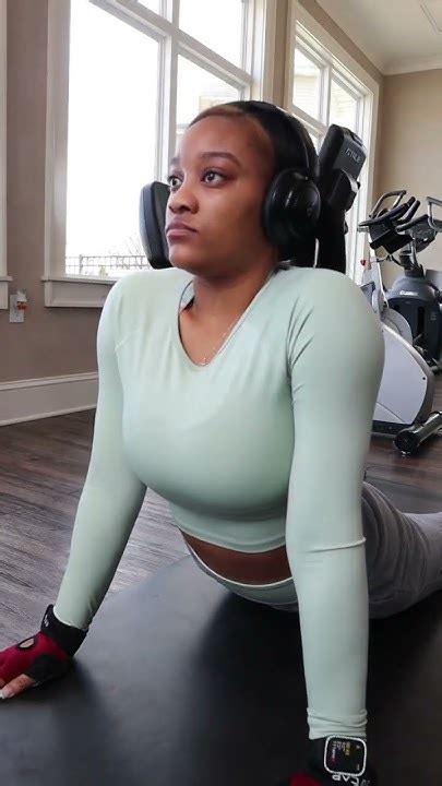 Leg Day Workout Wearing Womensbest Youtube
