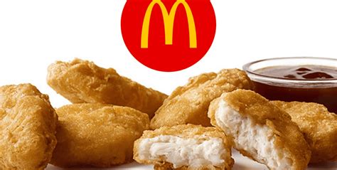 La historia de la niña que se quemó con un nugget de pollo y ahora