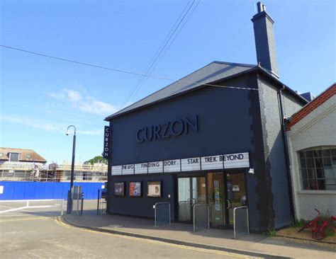 The Curzon Cinema Westgate Hall Road Pam Fray Geograph