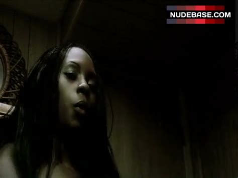 Monique Dupree Exposed Big Boobs Bachelor Party In The Bungalow Of