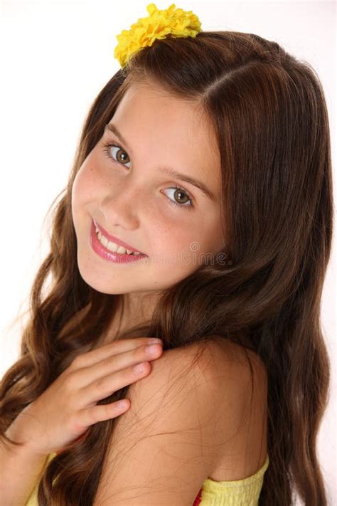 Plan Rapproché Nu De Beauté De Peau D épaules D adolescente Photo stock