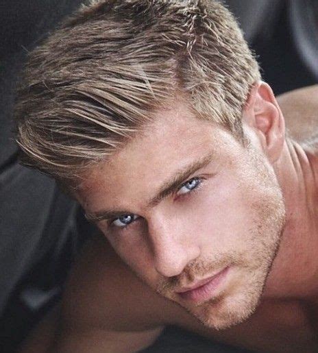 Strong Jawline Stubble Beard Super Men Blonde Hair Blonde Guys