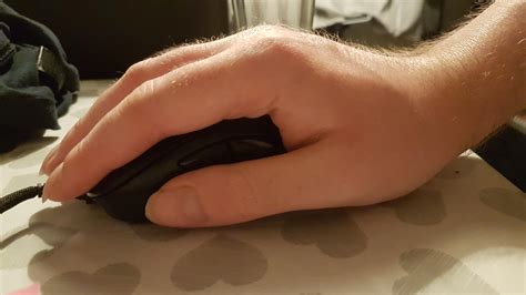 Need Help Finding A Mice Palm Grip X Cm Hand Pic Of Me Holding