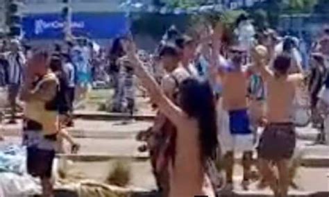 Argentinian Woman Strips Naked On Buenos Aires Street To Celebrate