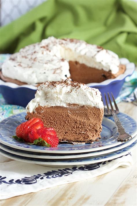 No Bake Chocolate Mousse Pie The Suburban Soapbox