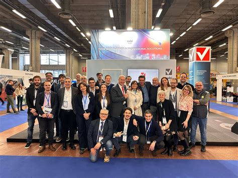 AGGREGARE LE FILIERE È POSSIBILE ANCHE TRA LE PMI NASCE LEONARDO