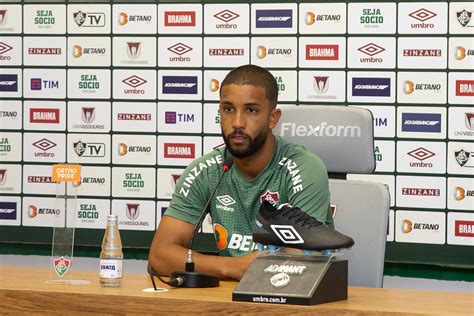 Jorge é apresentado no Fluminense Meu objetivo é ser feliz Jogada 10