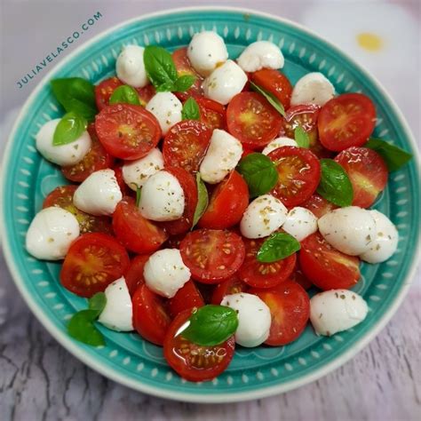 Ensalada De Burrata Con Tomates Cherry Julia Velasco
