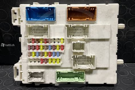 DV6T 14A073 FH Sicherungskasten Relaisträger Ford Kuga im Kanton Luzern