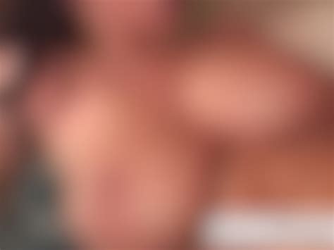 Gianna Michaels Fucks On The Couch Vidéos Porno Gratuites Youporn