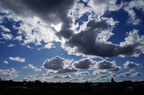 Nubes Que Anuncian El Fin De La Lluvia LLanquihue Rubbos Flickr
