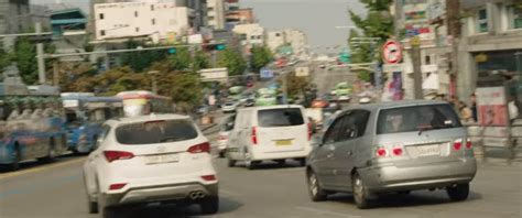 Imcdb Org Kia Carens Ii Rs In Golden Slumber