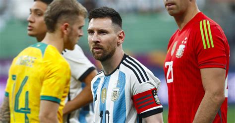 Argentina Se Impuso 2 0 Ante Australia Con Goles De Lionel Messi Y