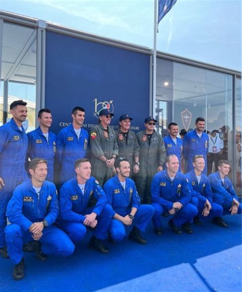 Planeta Roma On Twitter Dan Friedkin Posaba Con Frecce Tricolori
