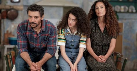 Storia Di Una Famiglia Perbene Trama Puntata Michele E Maria Si