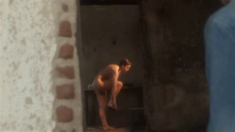 Naked Alice Wegmann In Onde Nascem Os Fortes