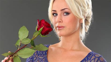 Ex Bachelor Kandidatin Liz Kaeber Ist Frisch Verlobt