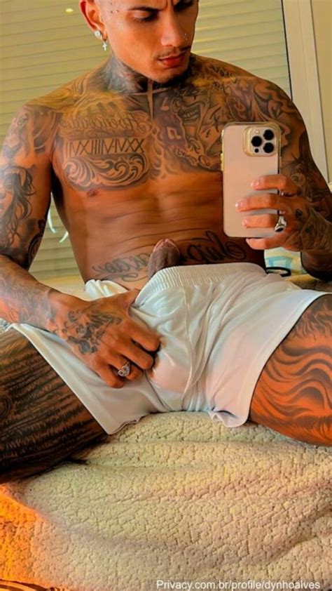 Dynho Alves batendo punheta e de pau duro em vídeo Foto de Penis