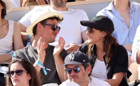Juliette Armanet En Couple La Chanteuse R P R E Avec Son Amoureux