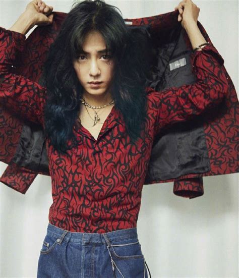 Long Hair Male Model Androgyny Long Hair Styles Men Male Models