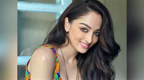Sandeepa Dhar On Dr Arora Tackling Sexual Health Issues Wont Be Able To Normalise It Till You