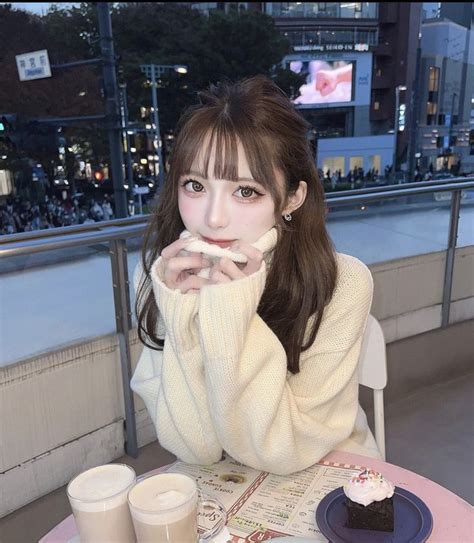 クイック保存おしゃれまとめの人気アイデアPinterest なりたい顔 女の子 女の子 ポーズ