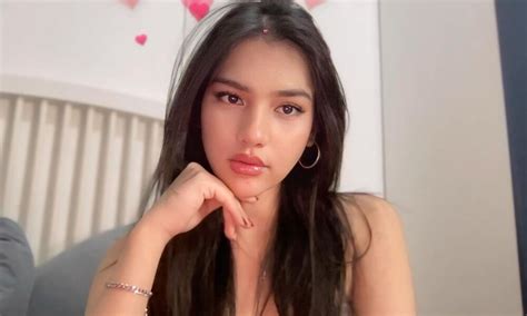 Davina Karamoy Beradegan Ranjang Dengan Deva Mahenra Gimana Mikha