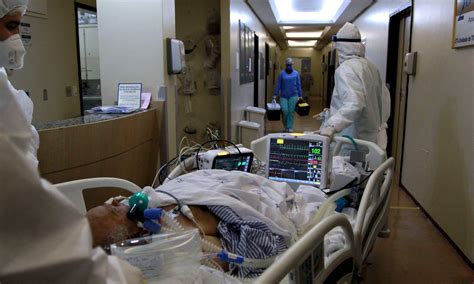 Casos semanais de Covid 19 voltam a subir no Brasil Saúde CartaCapital