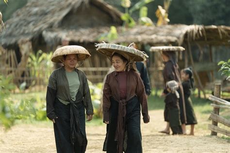 Nét đẹp trang phục 3 miền trong Người vợ cuối cùng của Victor Vũ